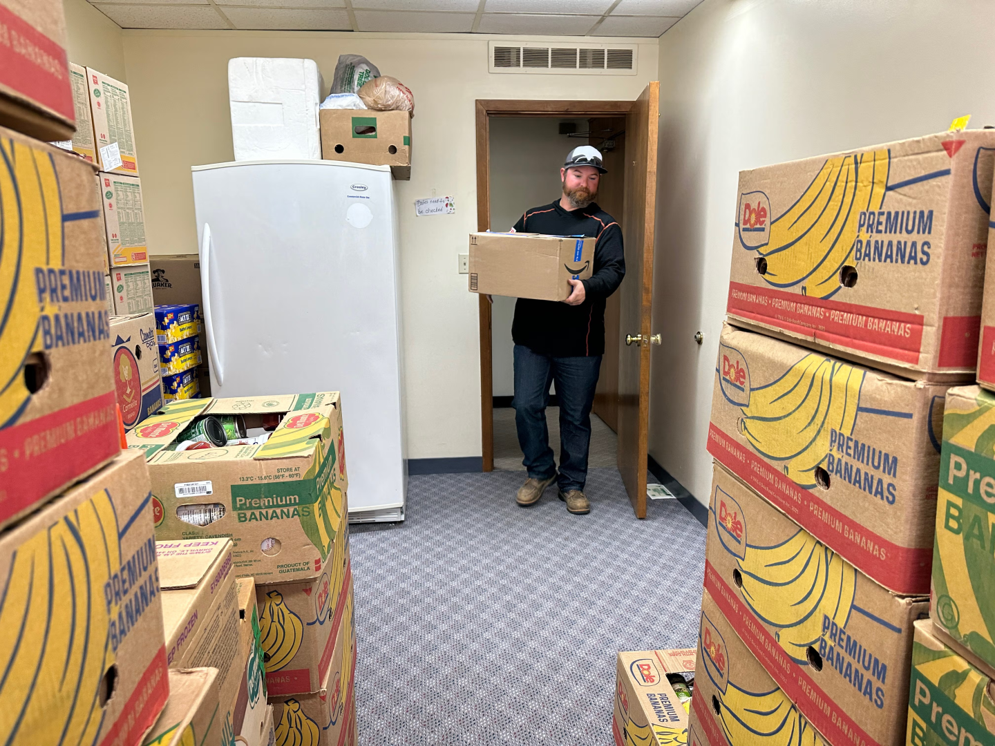 Top 10 Reasons to Donate to Your Local Food Bank! | Wheatland Electric